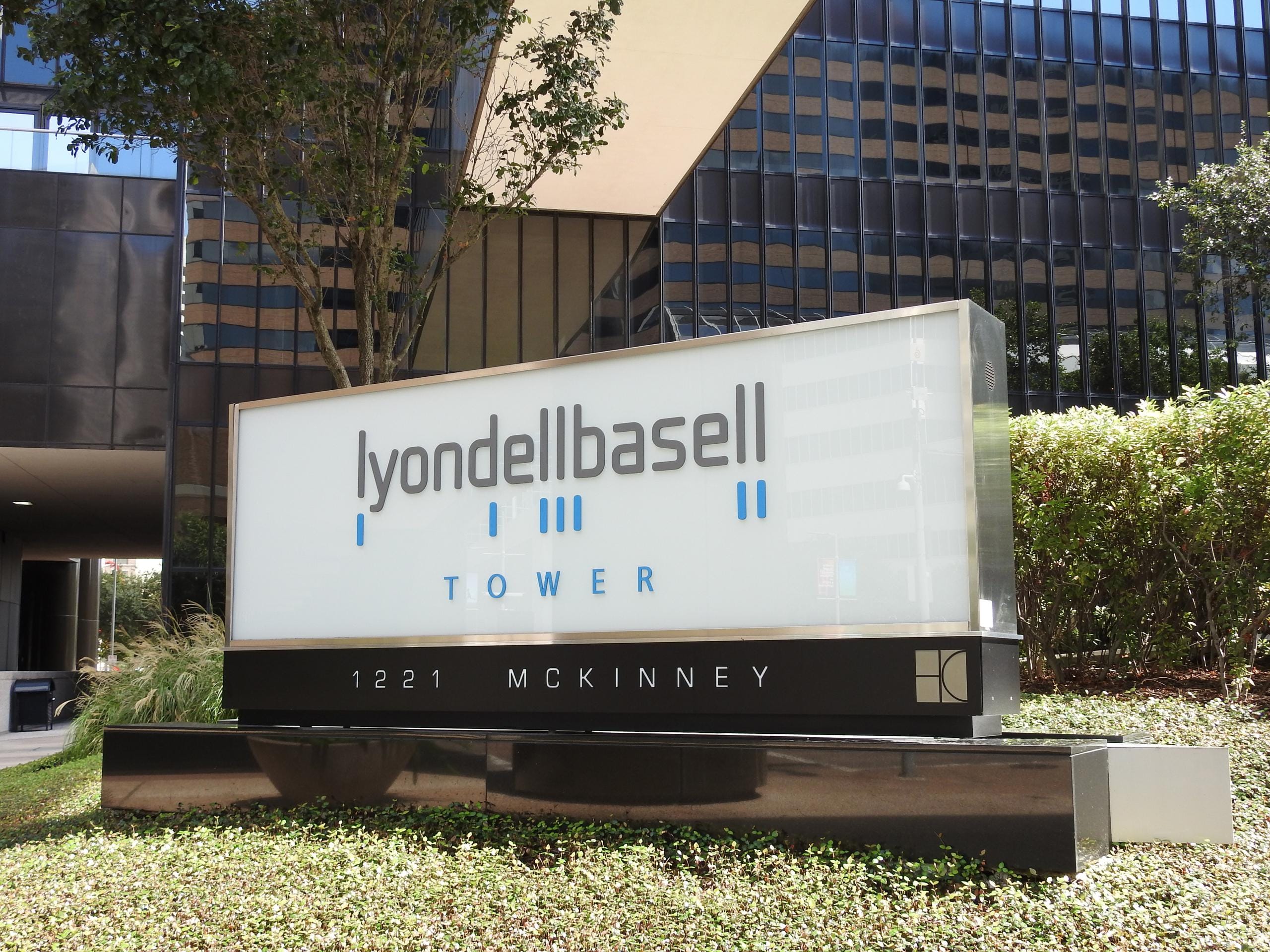 LyondellBasell and Shakti Plastic Industries Sign Memorandum of ...