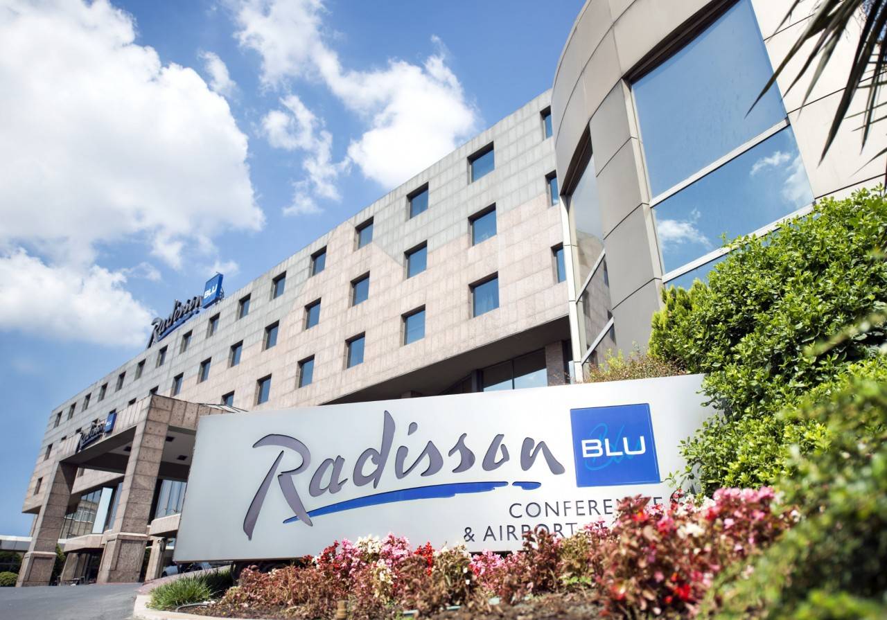 Radisson Blu Mall of America Becomes First Hotel in the World with ...