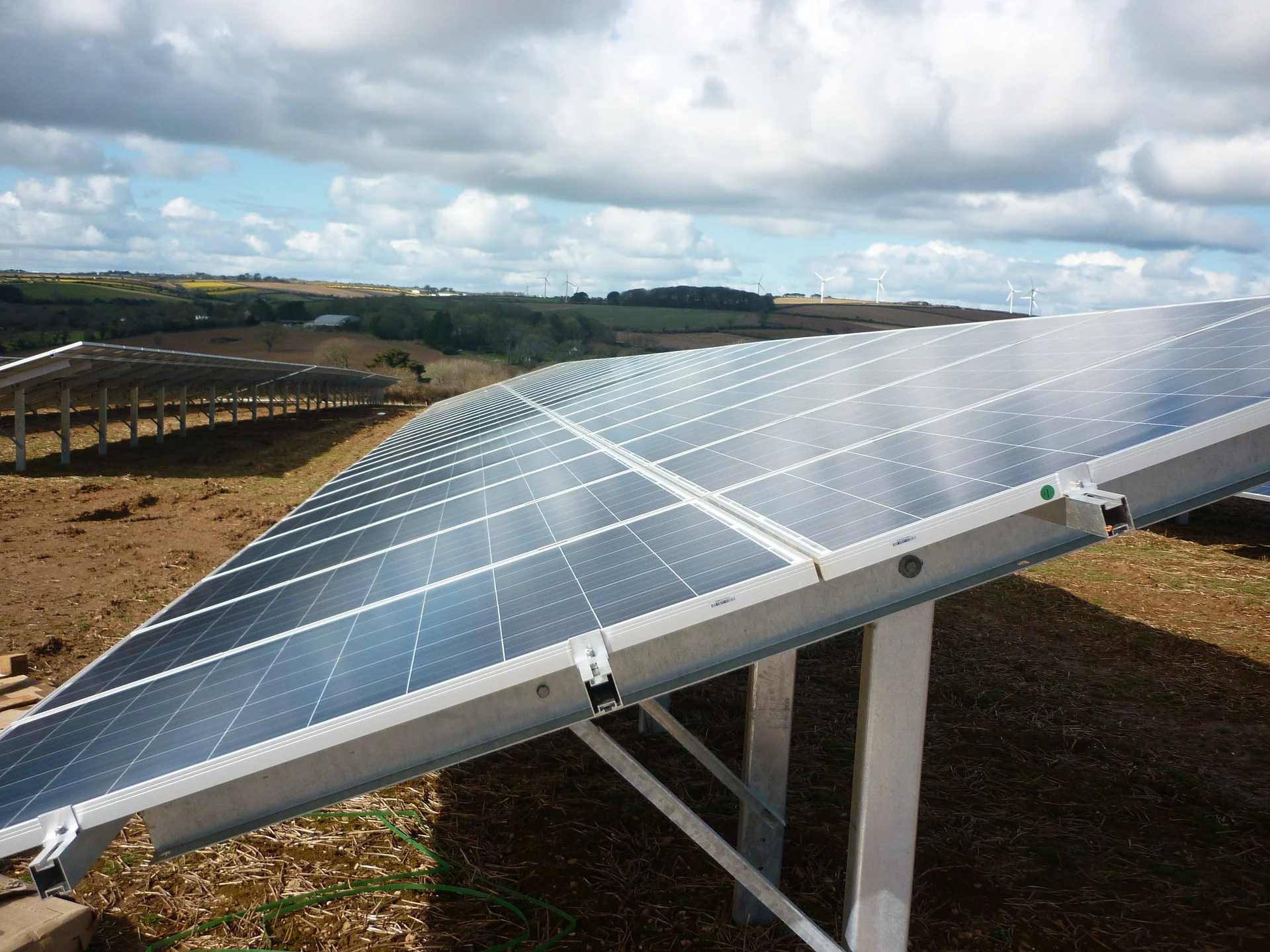 Leeward Renewable Energy Closes Financing for Horizon Solar Project ...