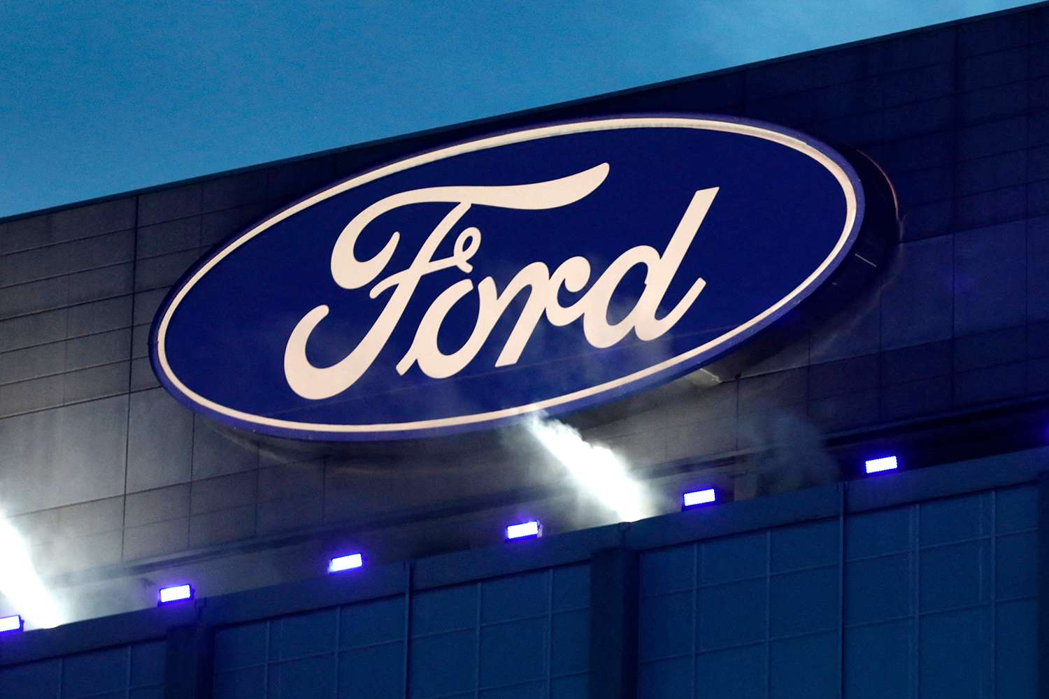 Ford Opens its First Carbon Neutral Assembly Plant in Germany - ESG News