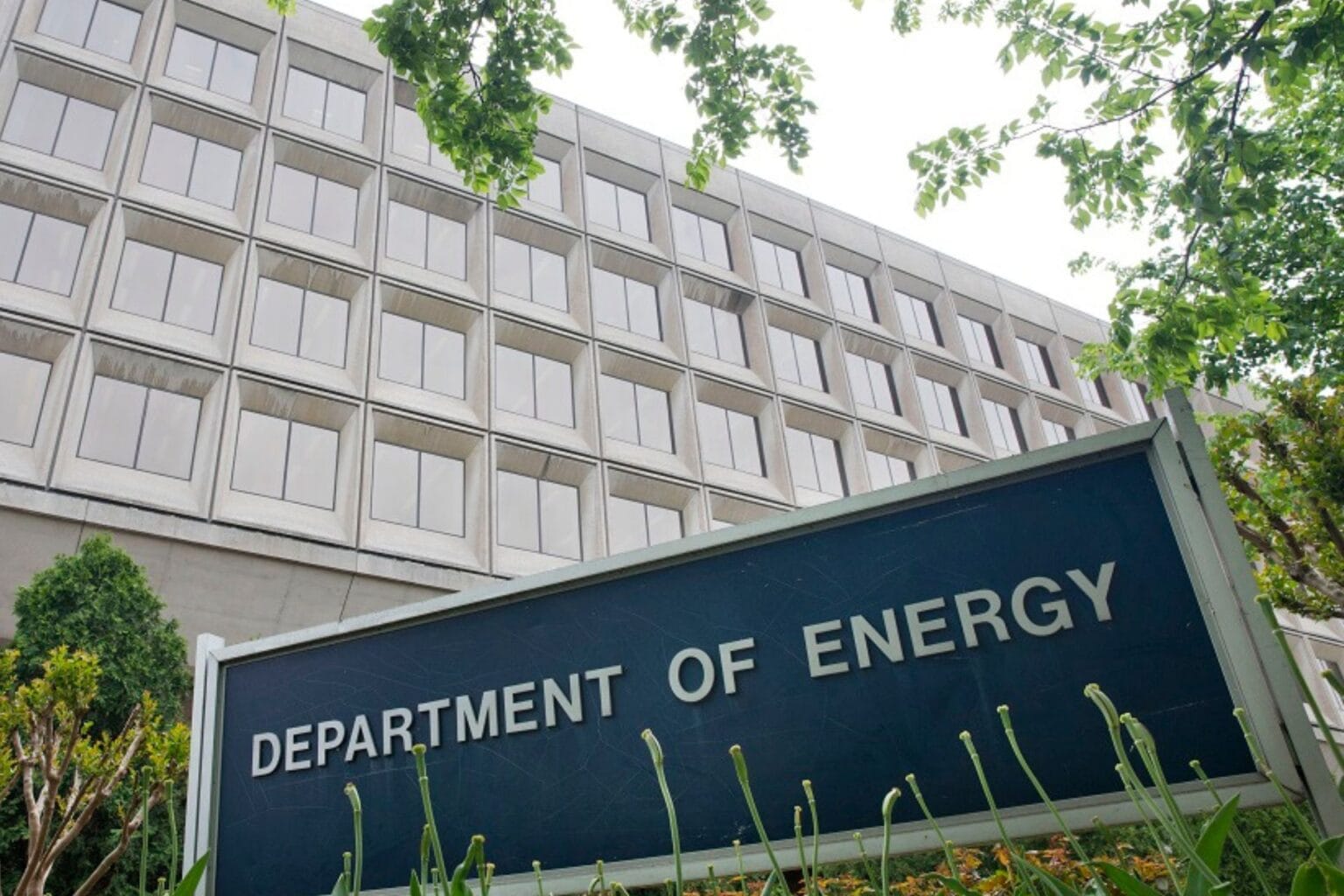 DOE Unveils New Energy Efficiency Standards for Appliances, Projecting ...