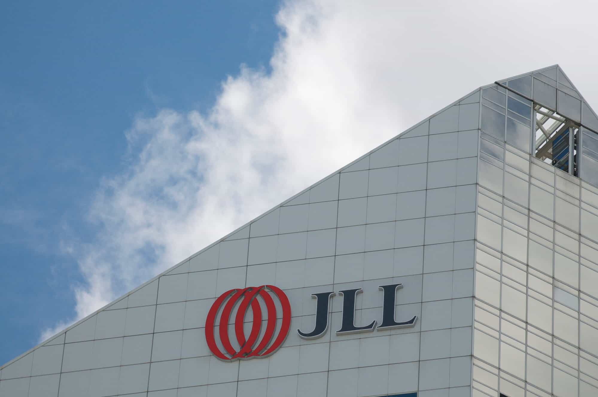 JLL and Jupiter Intelligence Partner to Integrate AI-Driven Climate ...