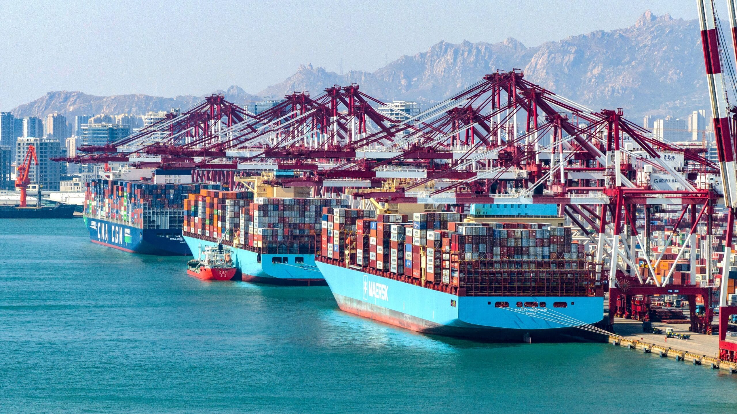 UN Maritime Agency Adopts Global Shipping Fuel Standard and Carbon ...