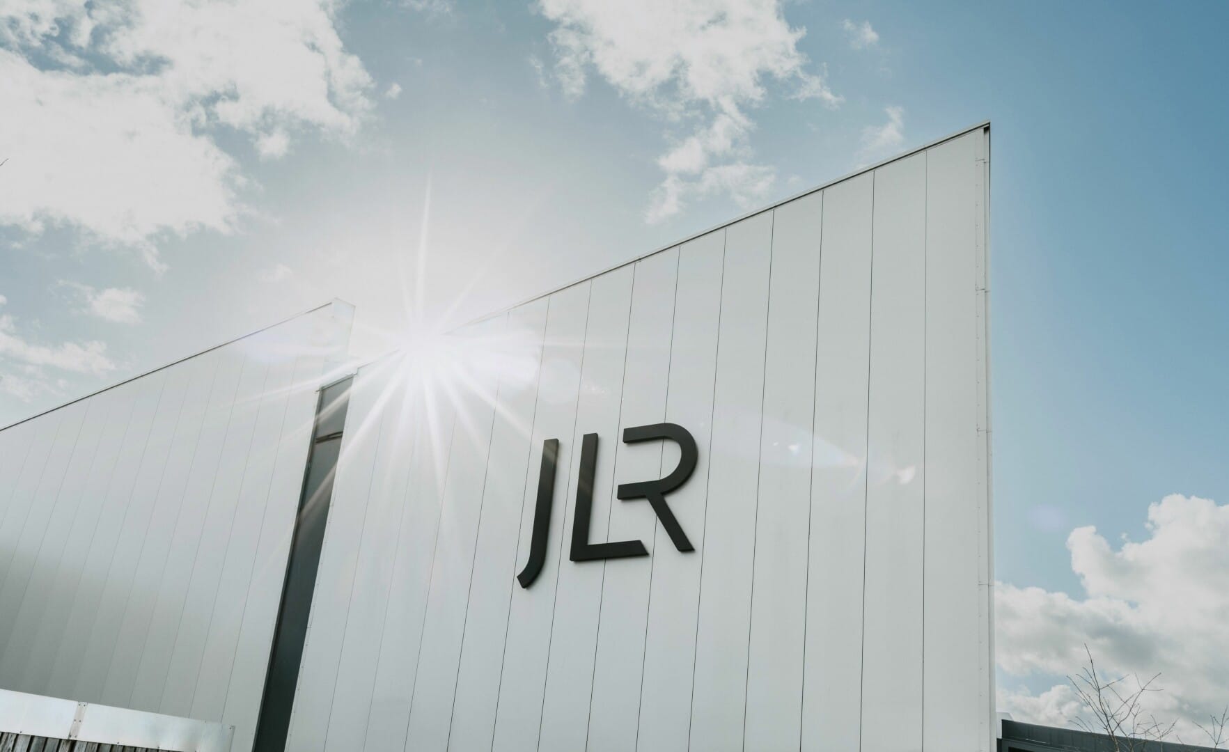 JLR First to Launch Tyres with Over 70% Renewable and Recycled ...
