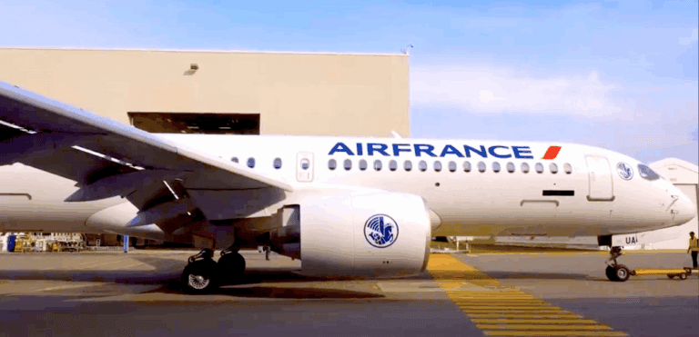 Air France A220 Becomes First Aircraft to Receive Sustainability ...